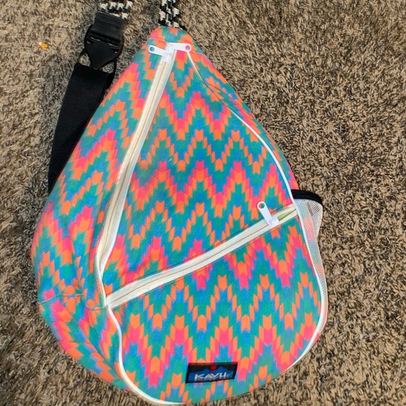 Kavu | Bags | Kavu Cross Body Bag | Poshmark